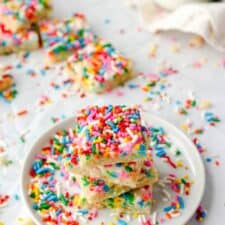 Almond Sprinkle Cookies - A Seasoned Greeting