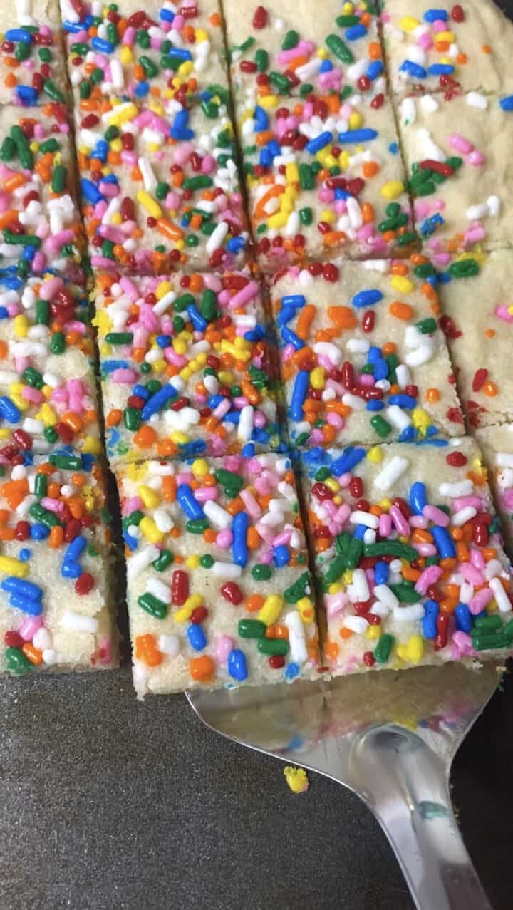 Almond Sprinkle Cookies - A Seasoned Greeting