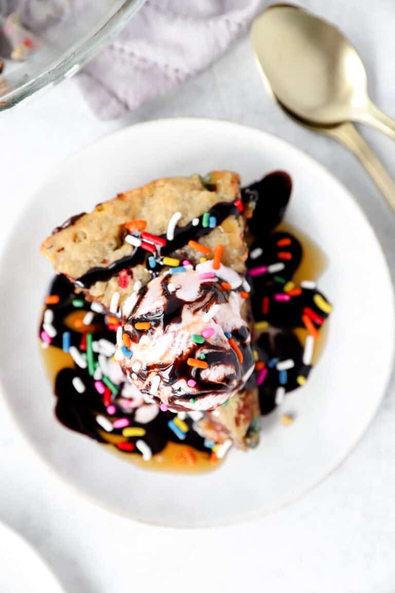 Banana Split Cookie Pie - A Seasoned Greeting