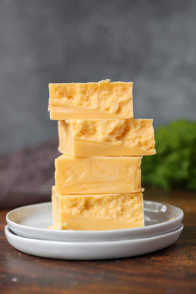 Baked Gouda Mac and Cheese - A Seasoned Greeting